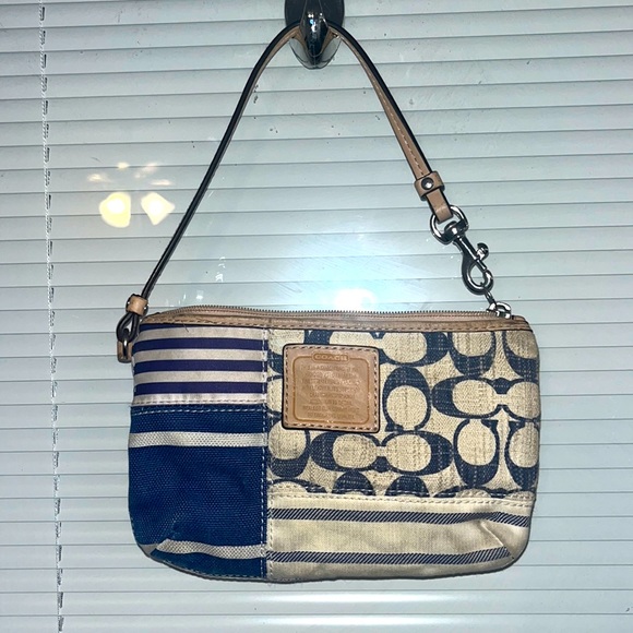 Coach | Bags | Vintage Coach Daisy Patchwork Wristlet Purse | Poshmark